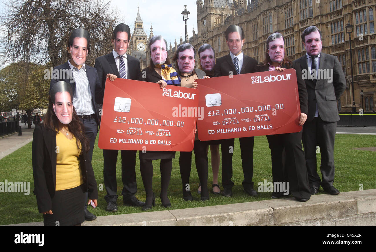 Outside parliament in london hi-res stock photography and images - Alamy