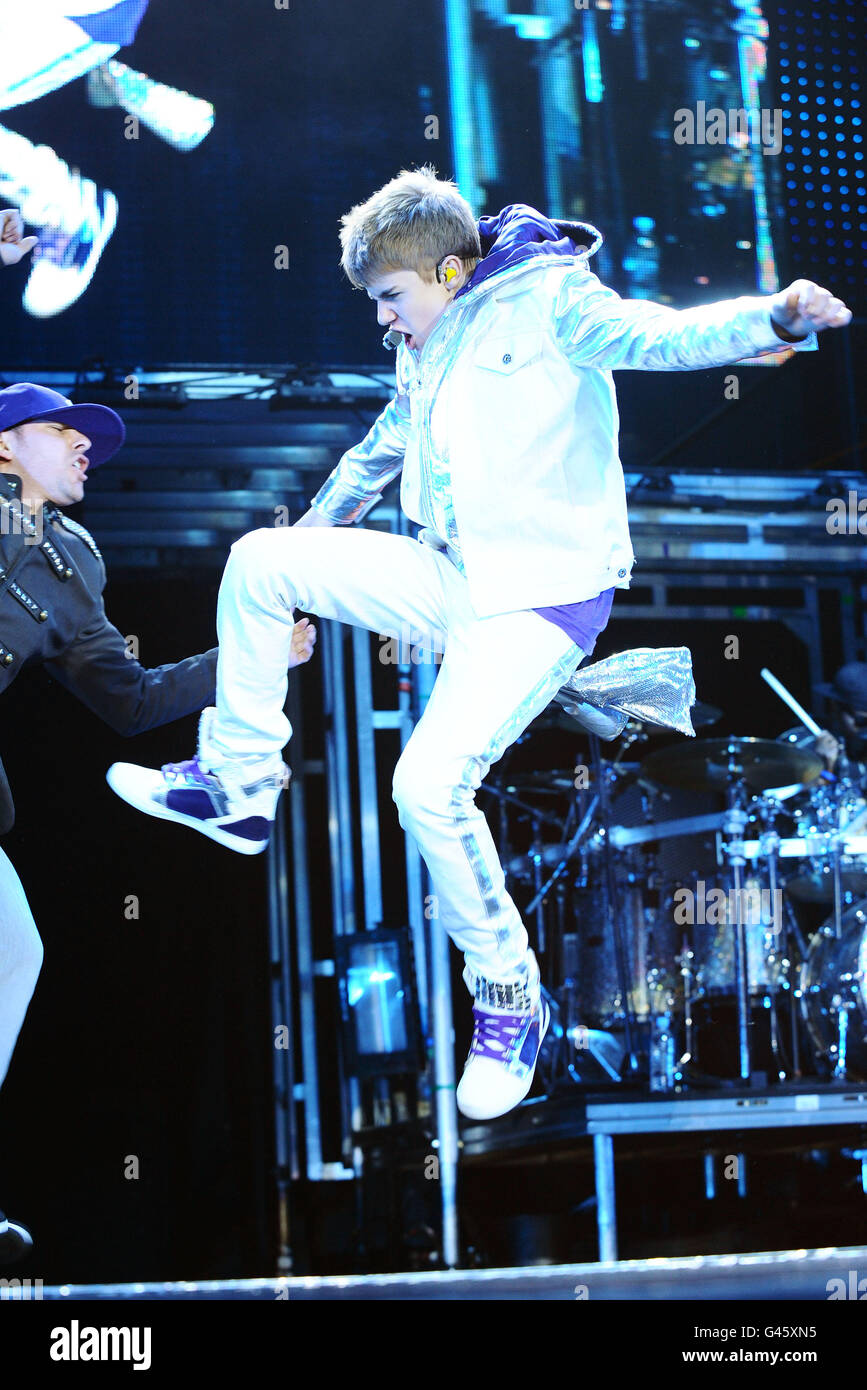 Justin bieber in hi-res stock photography and images - Alamy