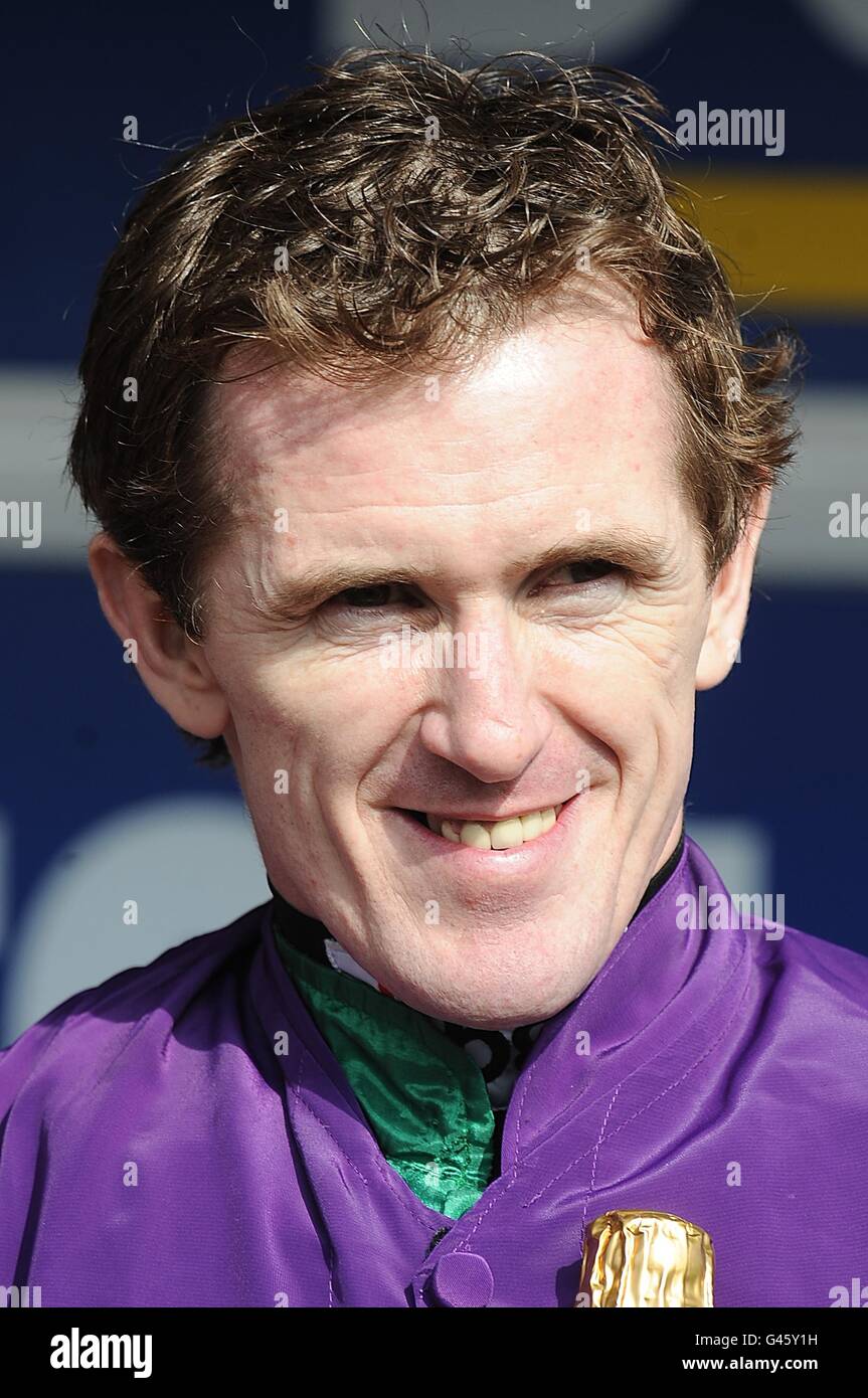 Golden miller cheltenham hi-res stock photography and images - Alamy