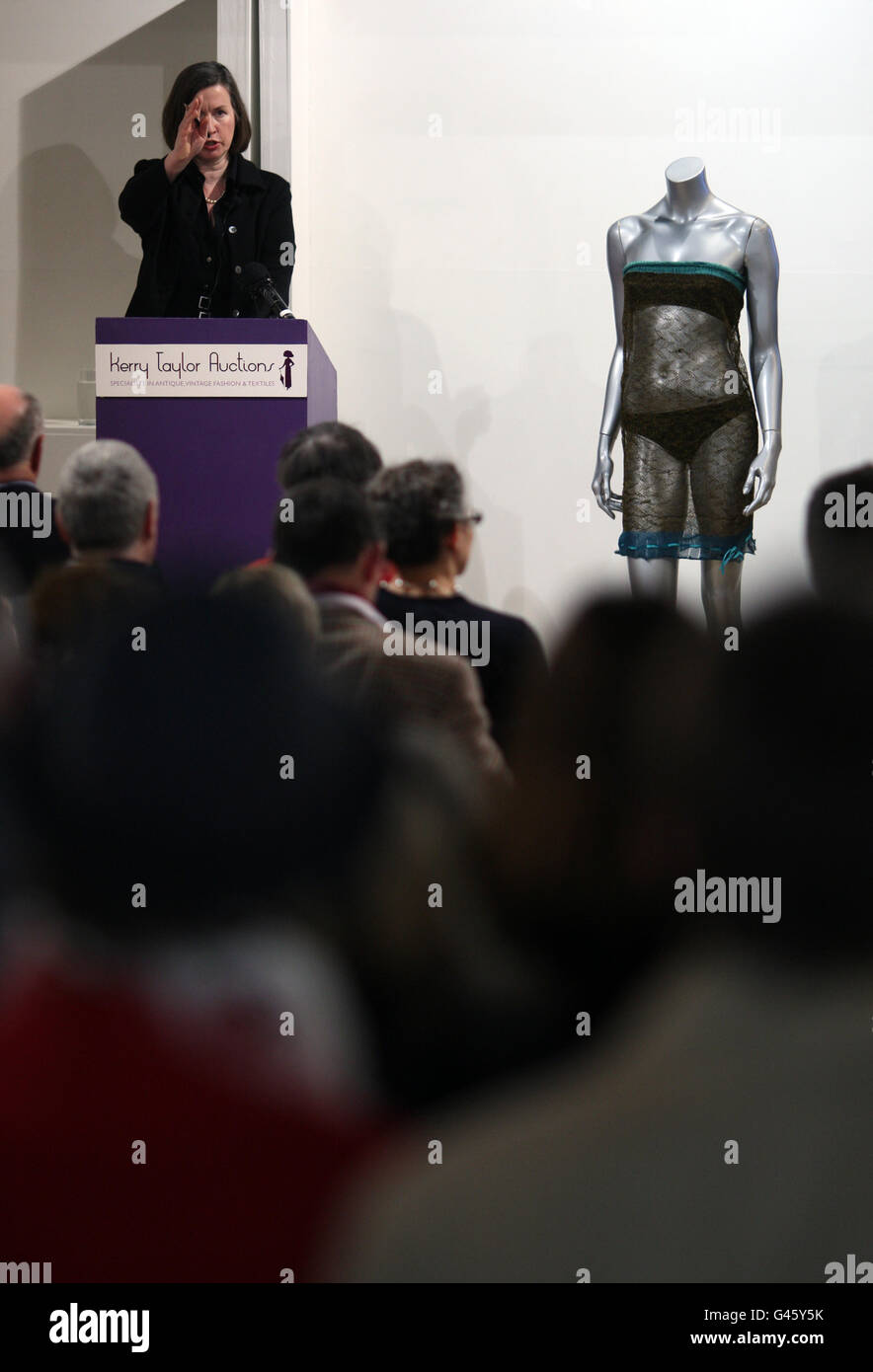 Kate Middleton dress auctioned Stock Photo - Alamy