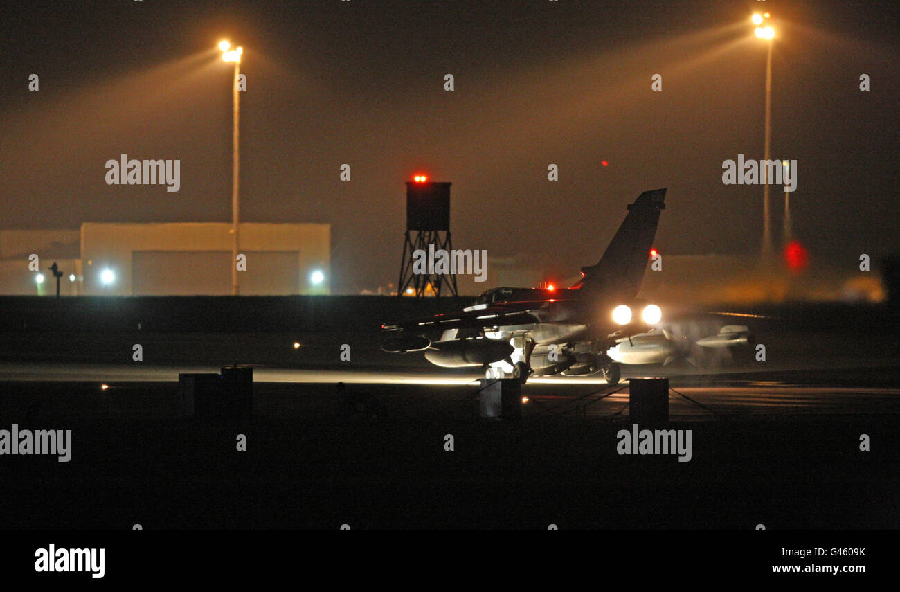 Raf tornado libya hi-res stock photography and images - Alamy