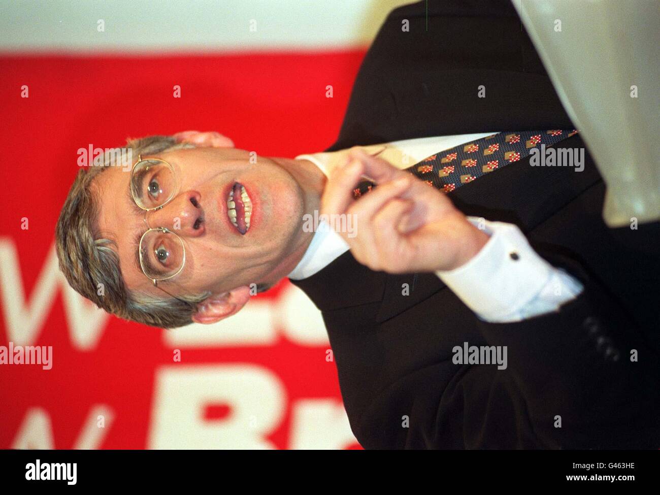 Election straw2 hi-res stock photography and images - Alamy