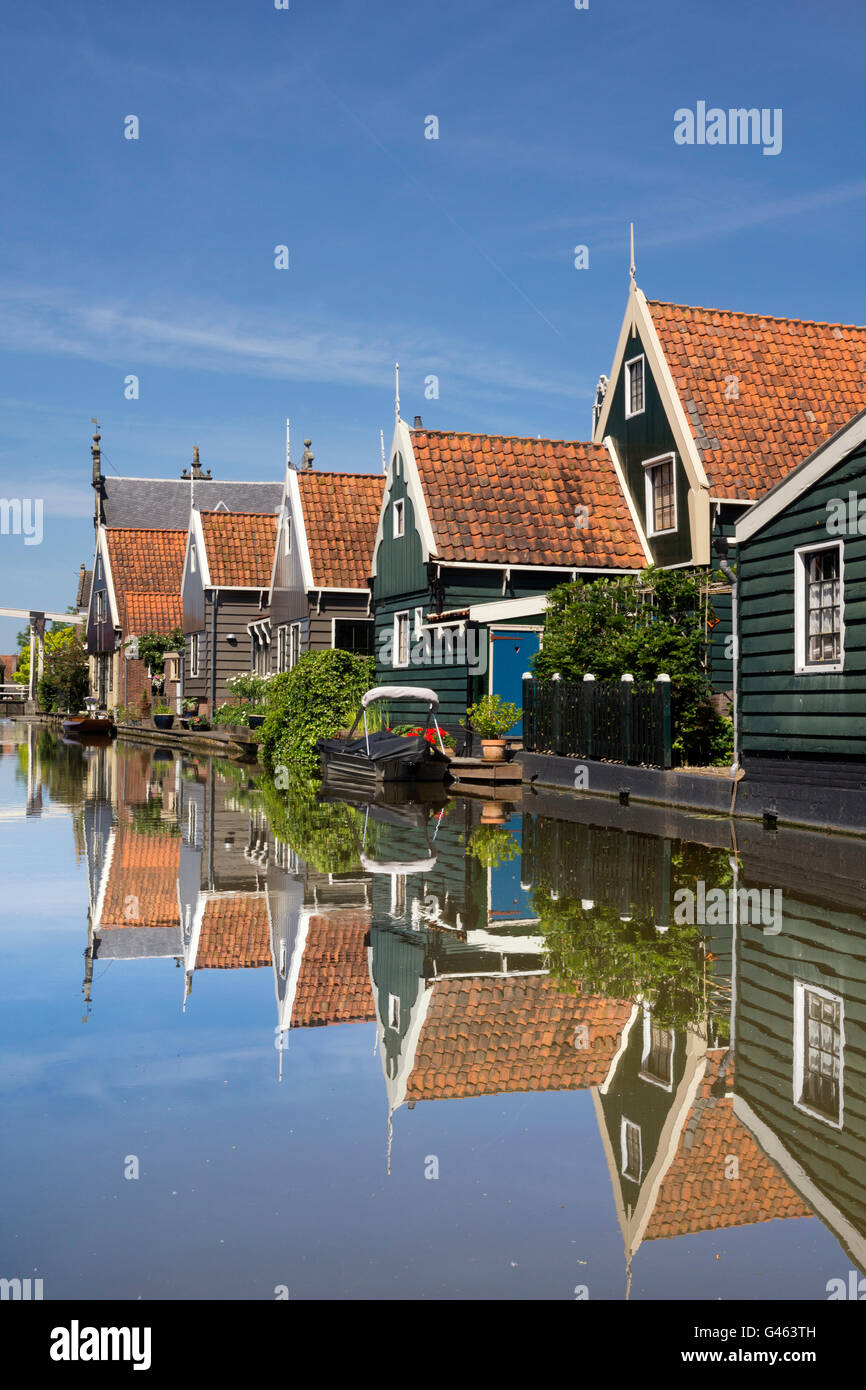 De Rijp is a Dutch village with typical Zaan style timbered houses ...