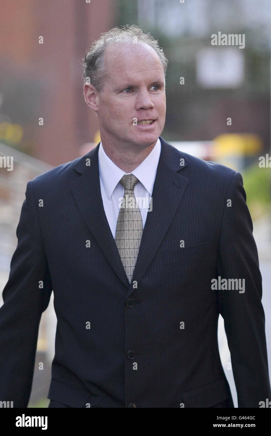 Police officer in court Stock Photo - Alamy