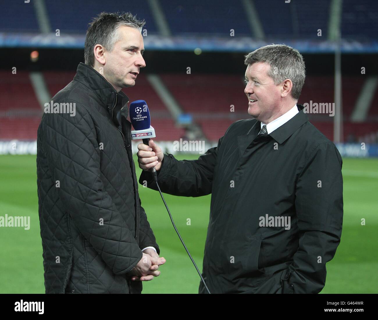 Sky Sports presenters Geoff Shreeves (right) and Alan Smith Stock Photo ...