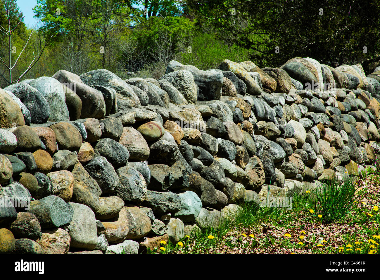 Boulder walls hi-res stock photography and images - Alamy