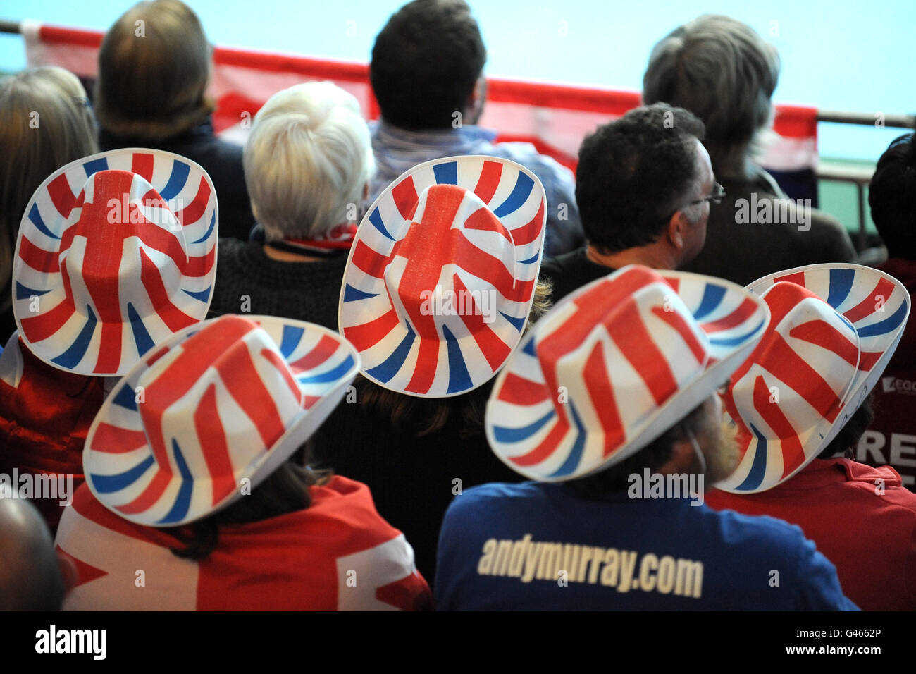 Wearing union jack hi-res stock photography and images - Alamy