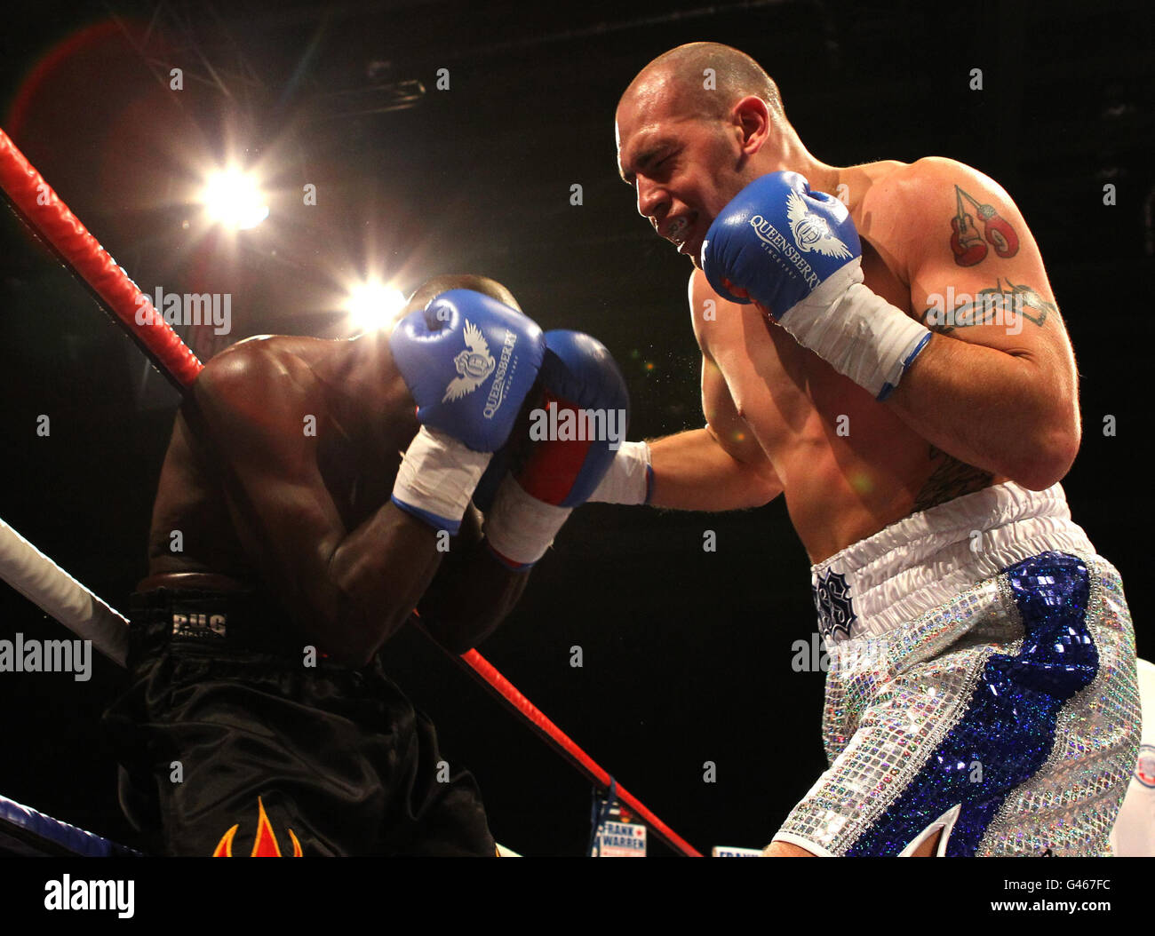 Stephen simmons right and nick okoth at the braehead arena hi-res stock ...