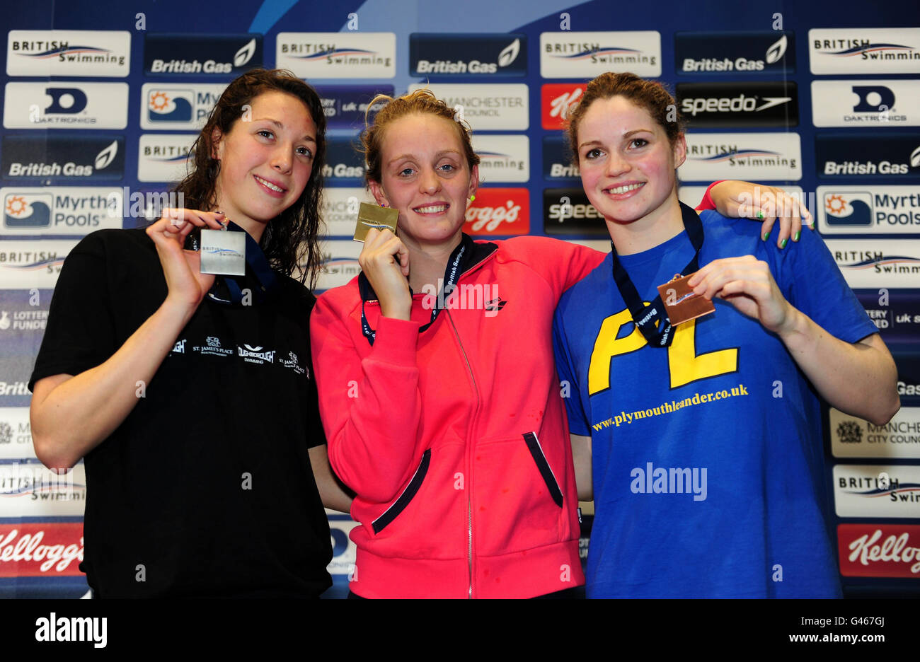 Loughborough University's Fran Halsall (centre) and Amy Smith (left ...