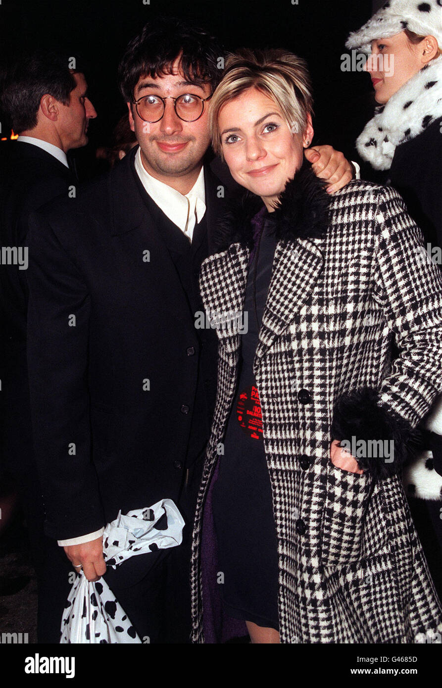 LONDON : 4/12/96 : DAVID BADDIEL AND SARAH BOWDEN AT THE PREMIERE OF ...