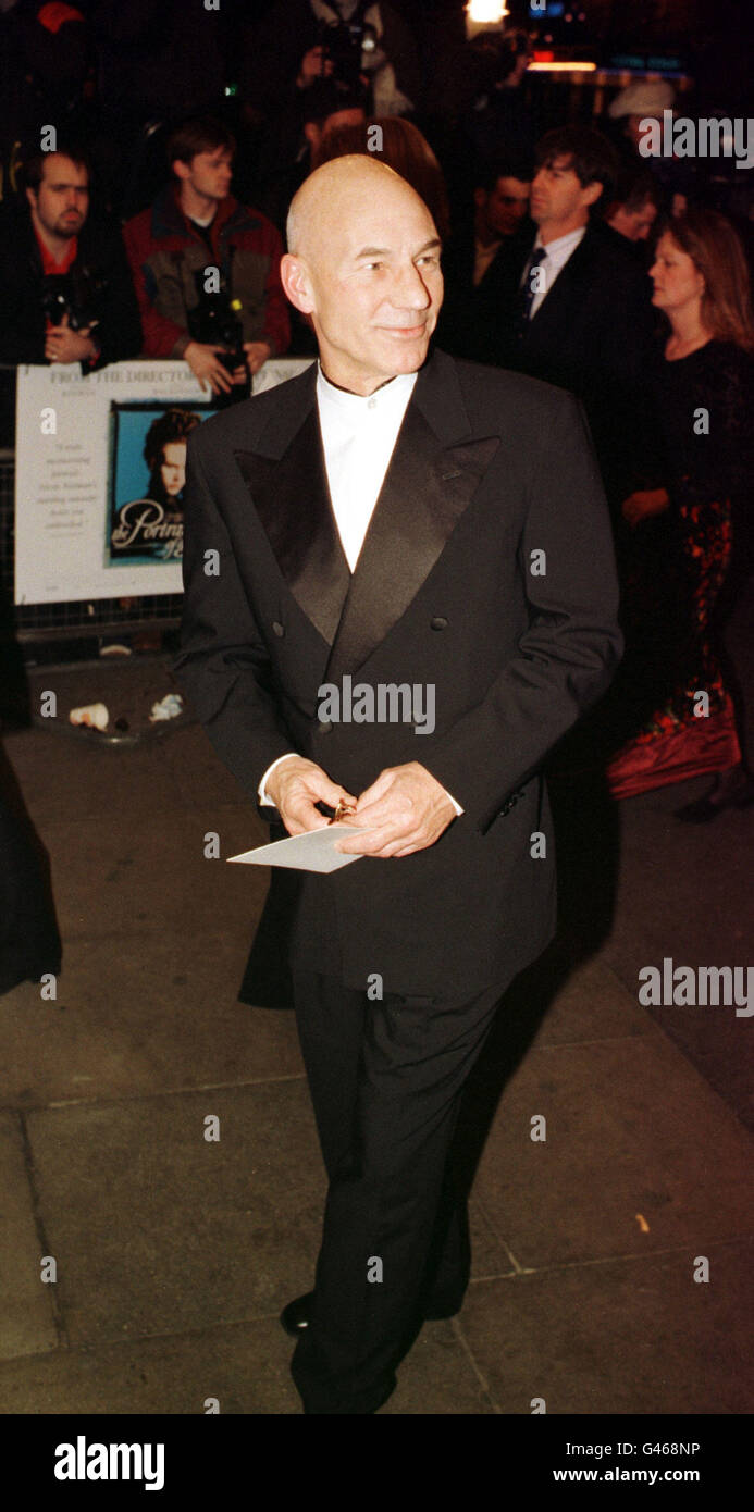 LONDON : 20/2/97 : PATRICK STEWART ARRIVES FOR THE PREMIERE OF "THE ...