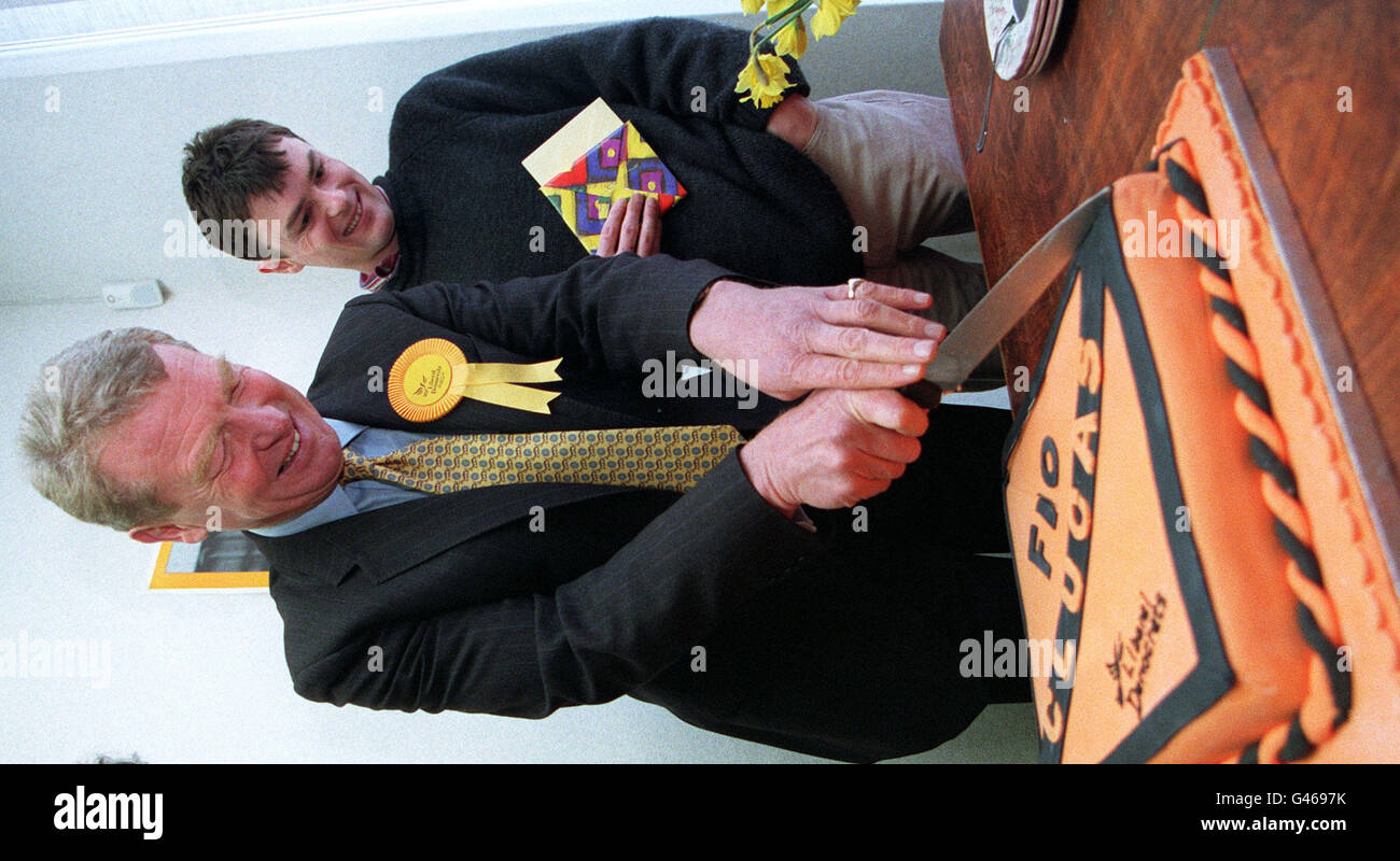 Ashdown son birthday cake hi-res stock photography and images - Alamy