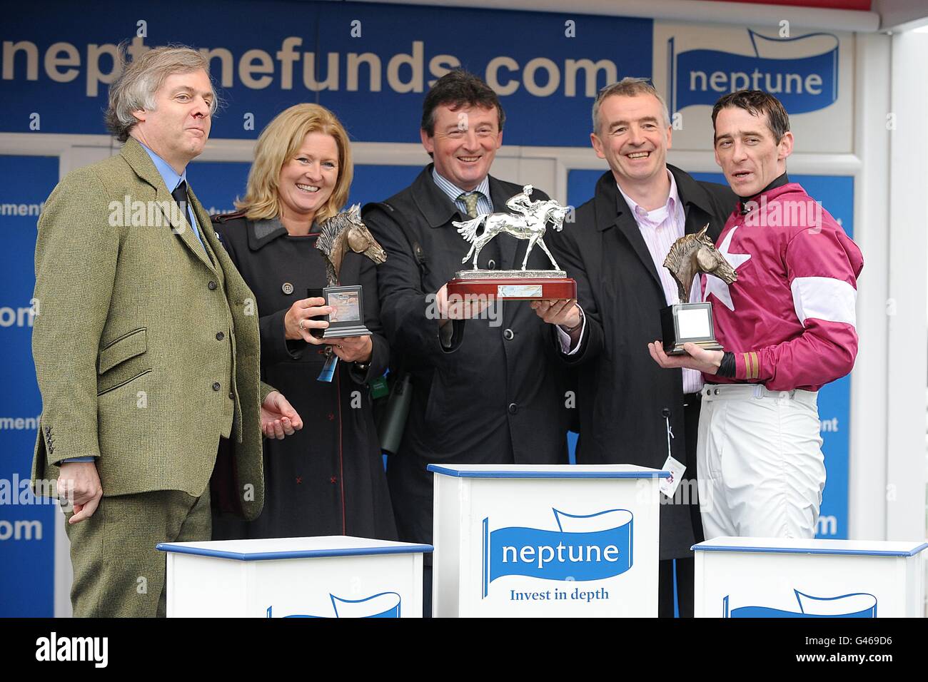 Baring bingham hurdle cheltenham hi-res stock photography and images ...