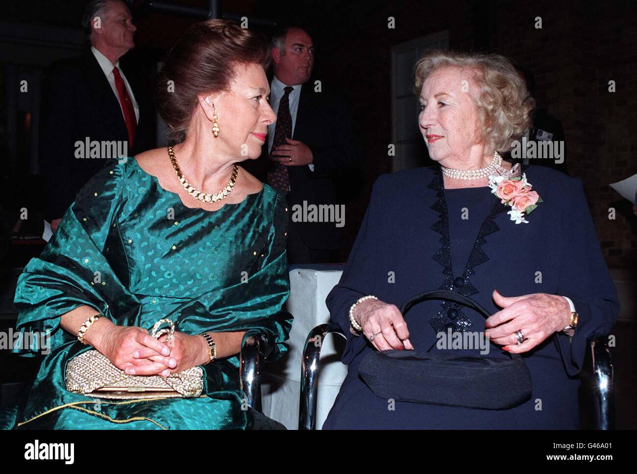 Dame vera lynn 90 dame veras 80th princess margaret hi-res stock ...