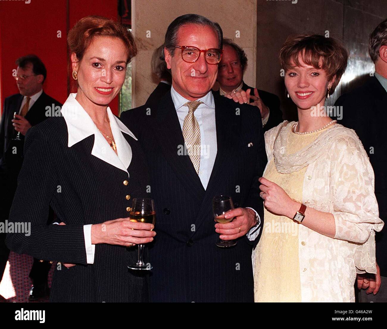 Brind left dancer fiona chadwick at the evening standard ballet hi-res ...