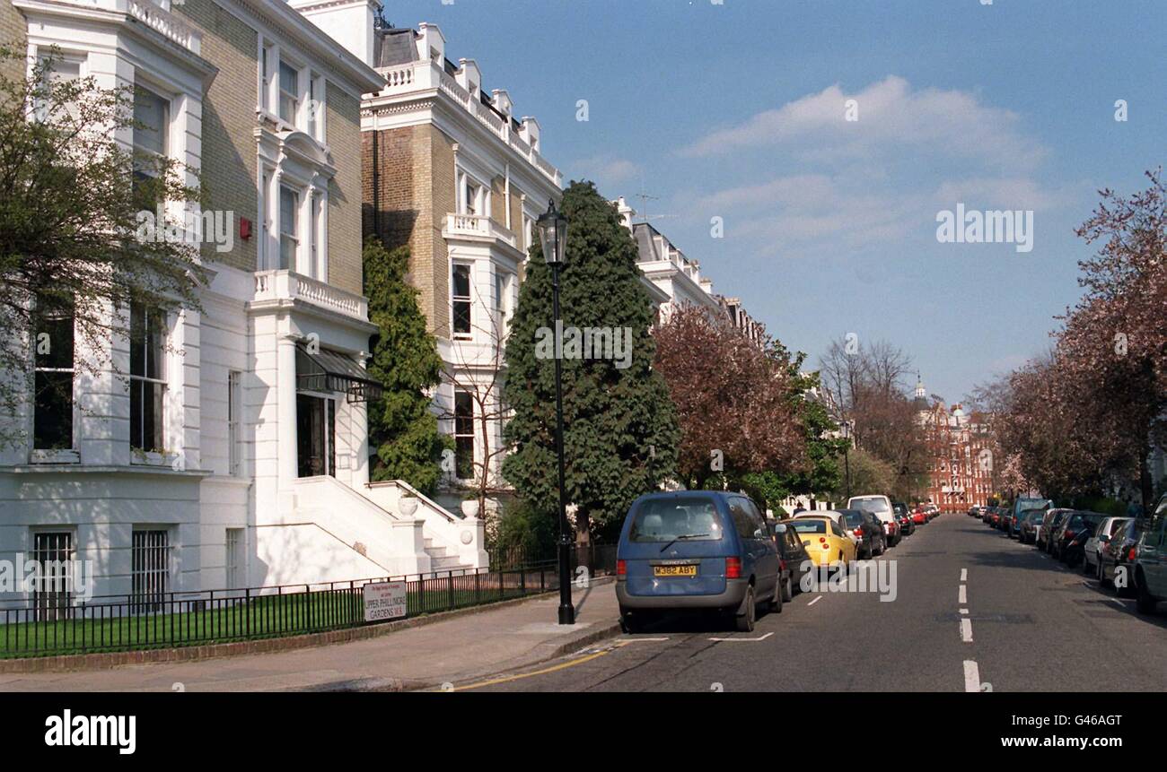 Upper Phillimore Gardens/Robbery Stock Photo - Alamy