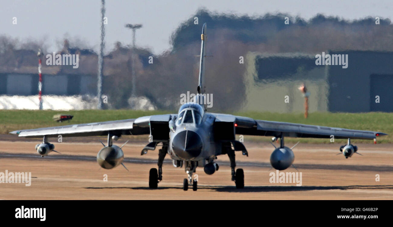 An raf tornado aircraft taxis on runway raf marham hi-res stock ...