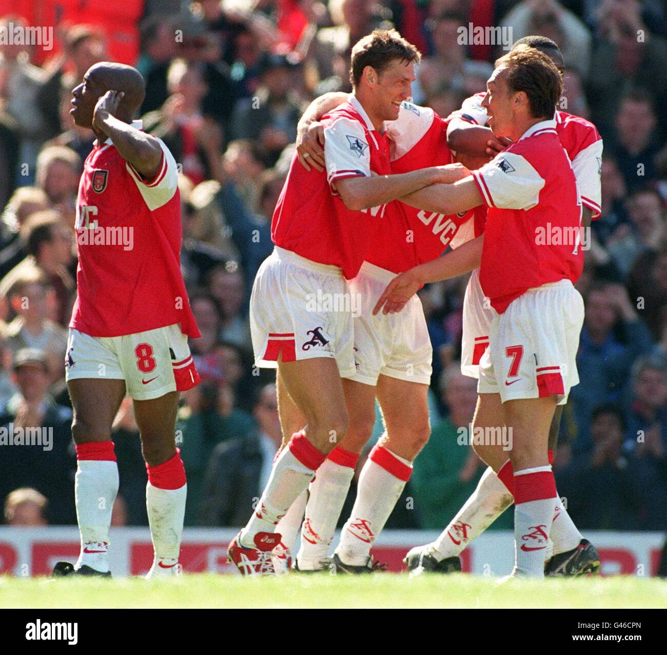 Arsenal captain tony adams hi-res stock photography and images - Alamy