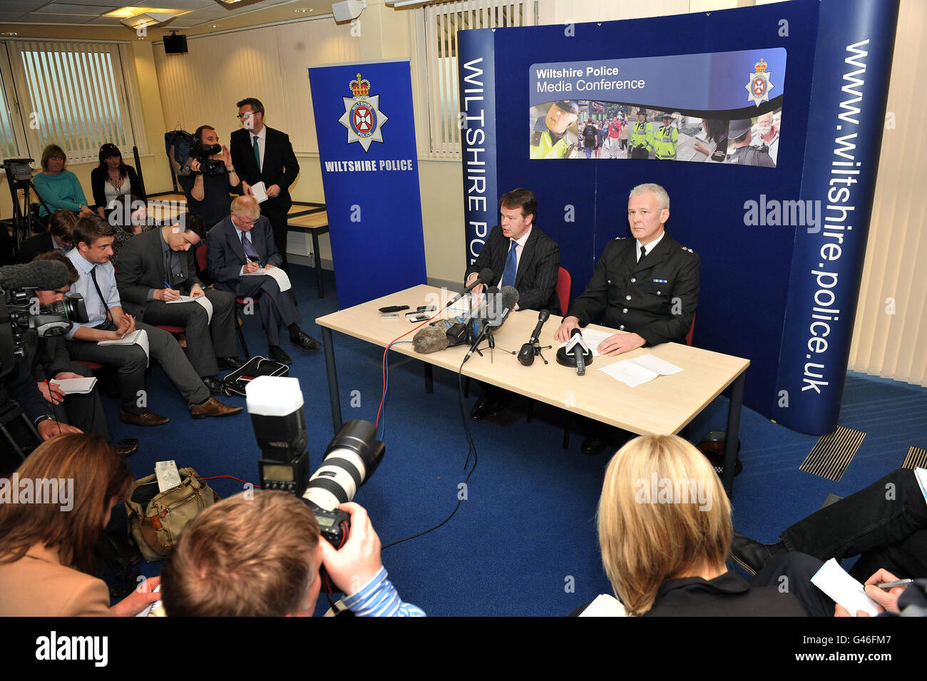 Detective Superintendent Steve Fulcher (left) and Chief Superintendent ...