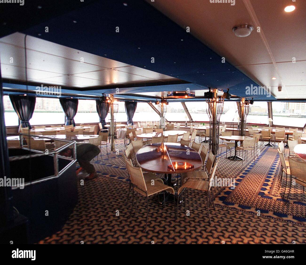 000 Ton Passenger Cruiser High Resolution Stock Photography and Images ...