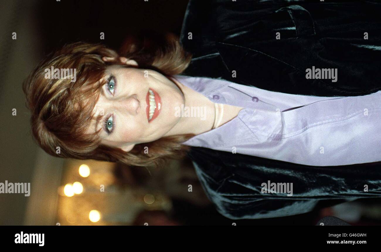 Singer Katrina (who recently won the Eurovision Song Contest for ...