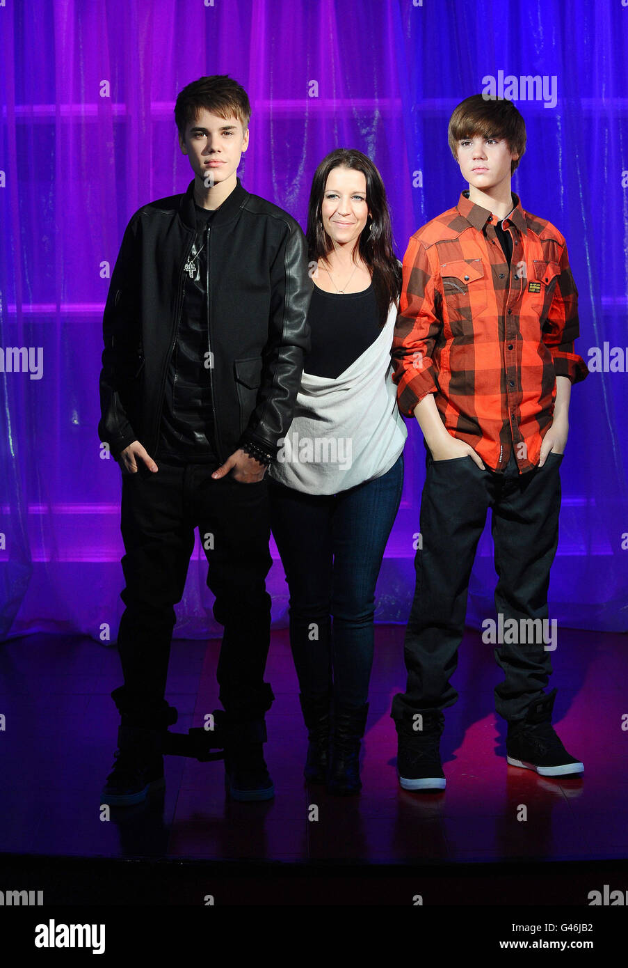 Justin Bieber waxwork unveiling - London. Justin Bieber and his mum ... Justin Bieber waxwork unveiling - London. Justin Bieber and his mum ...