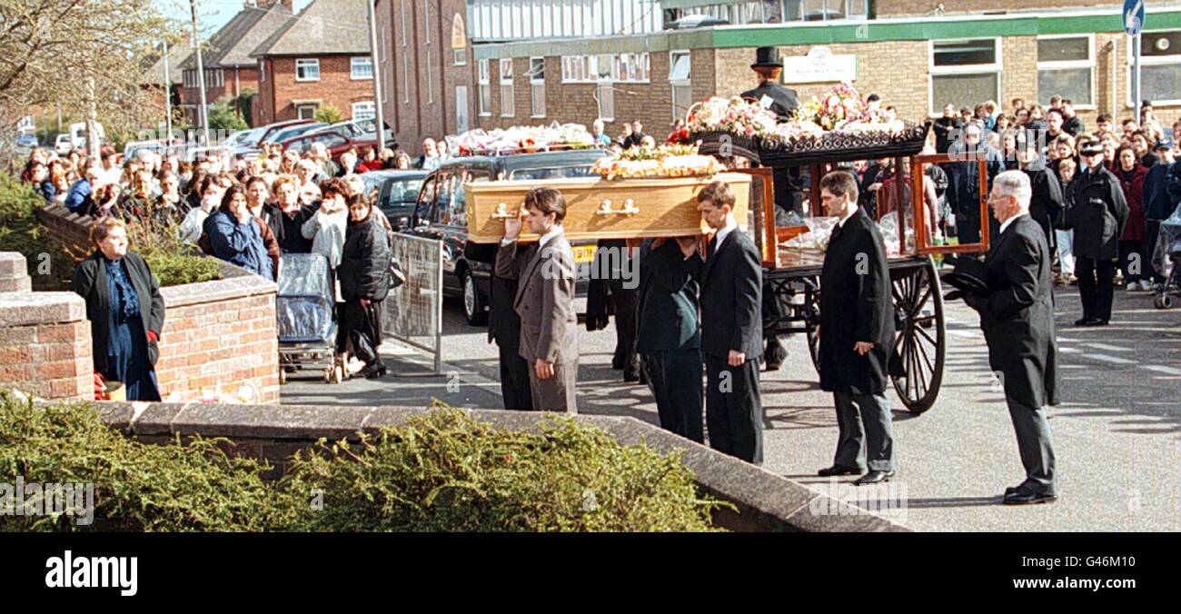 The coffin of murdered Chester schoolgirl Kayleigh Ward is carried into ...