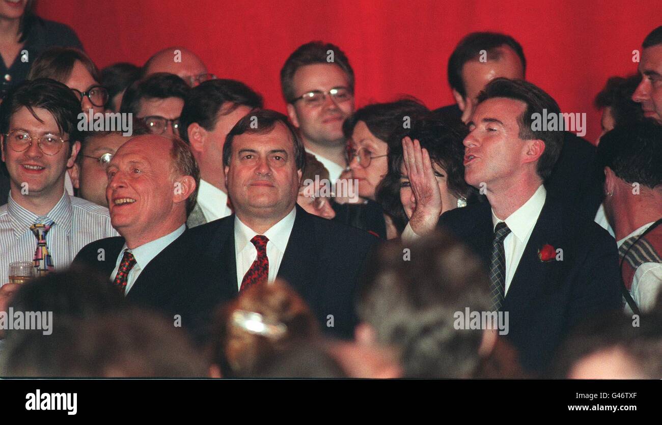 Rebecca hall peter hi-res stock photography and images - Alamy