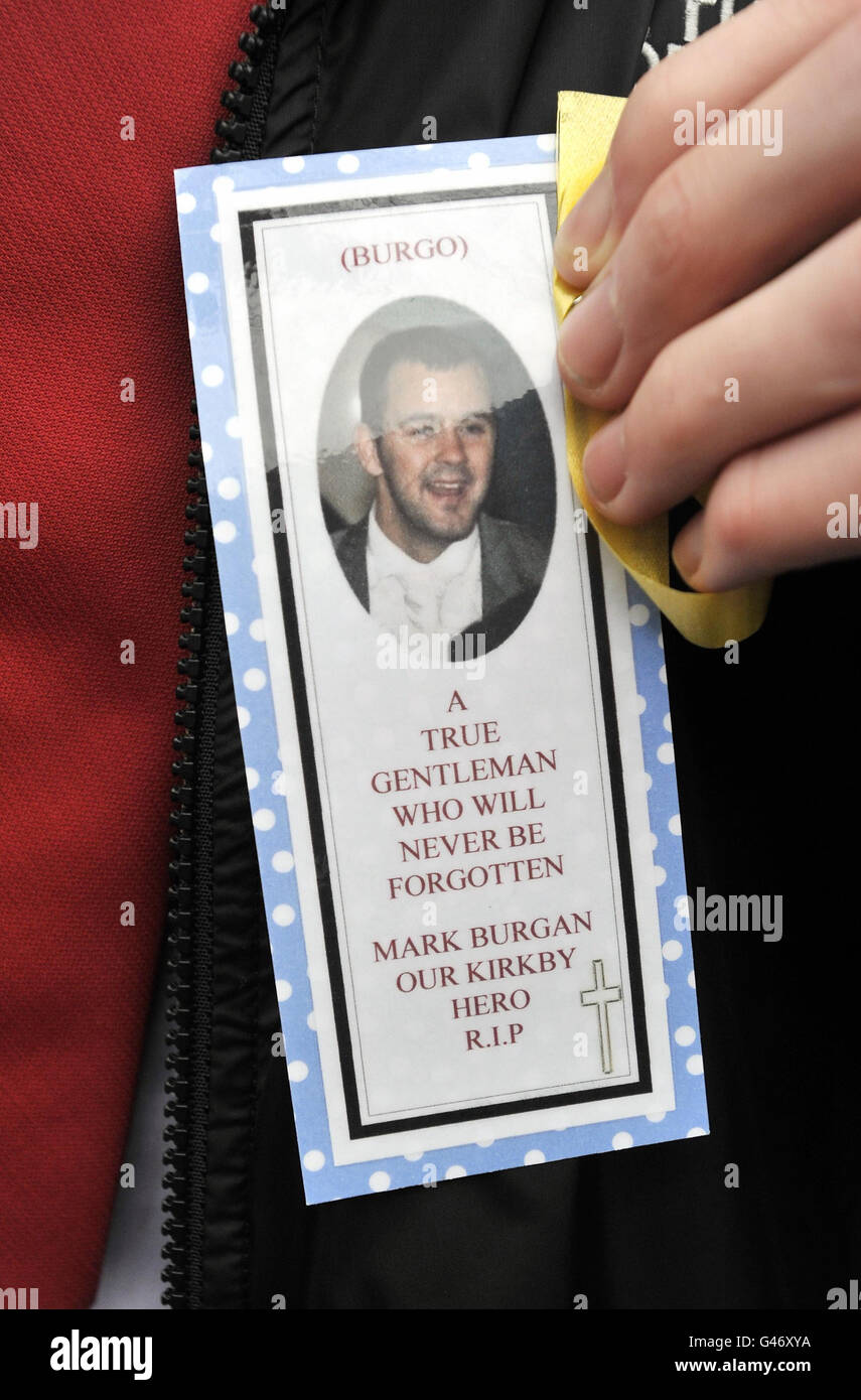 A tribute to lance sergeant burgan hi-res stock photography and images ...