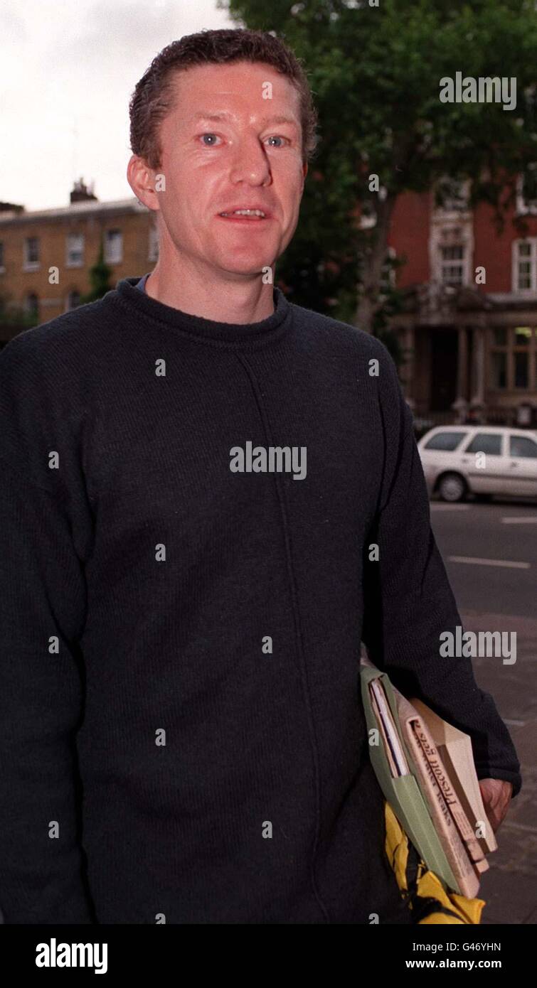 Outside thames magistrates court hi-res stock photography and images ...