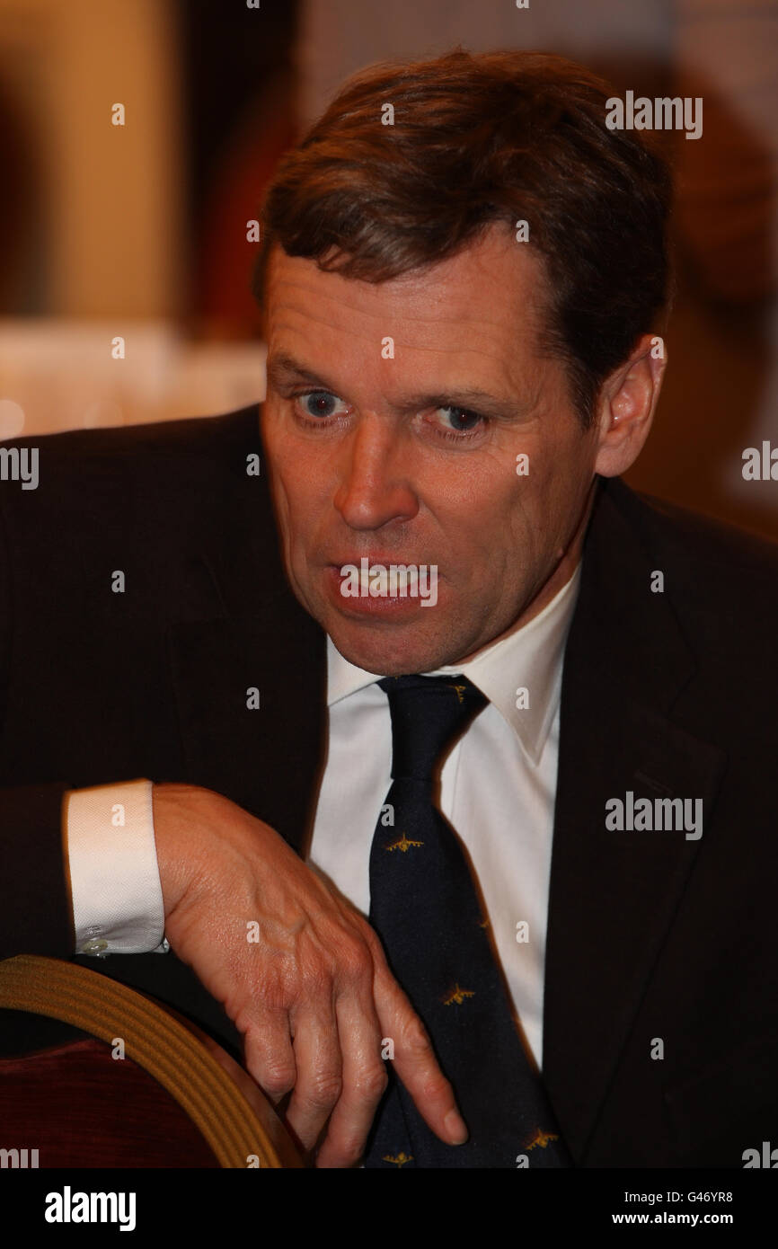 Adrian ellison hi-res stock photography and images - Alamy