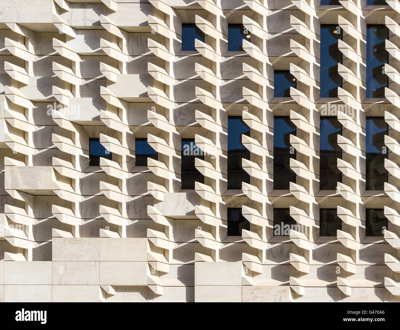 Diamond brickwork pattern hi-res stock photography and images - Alamy