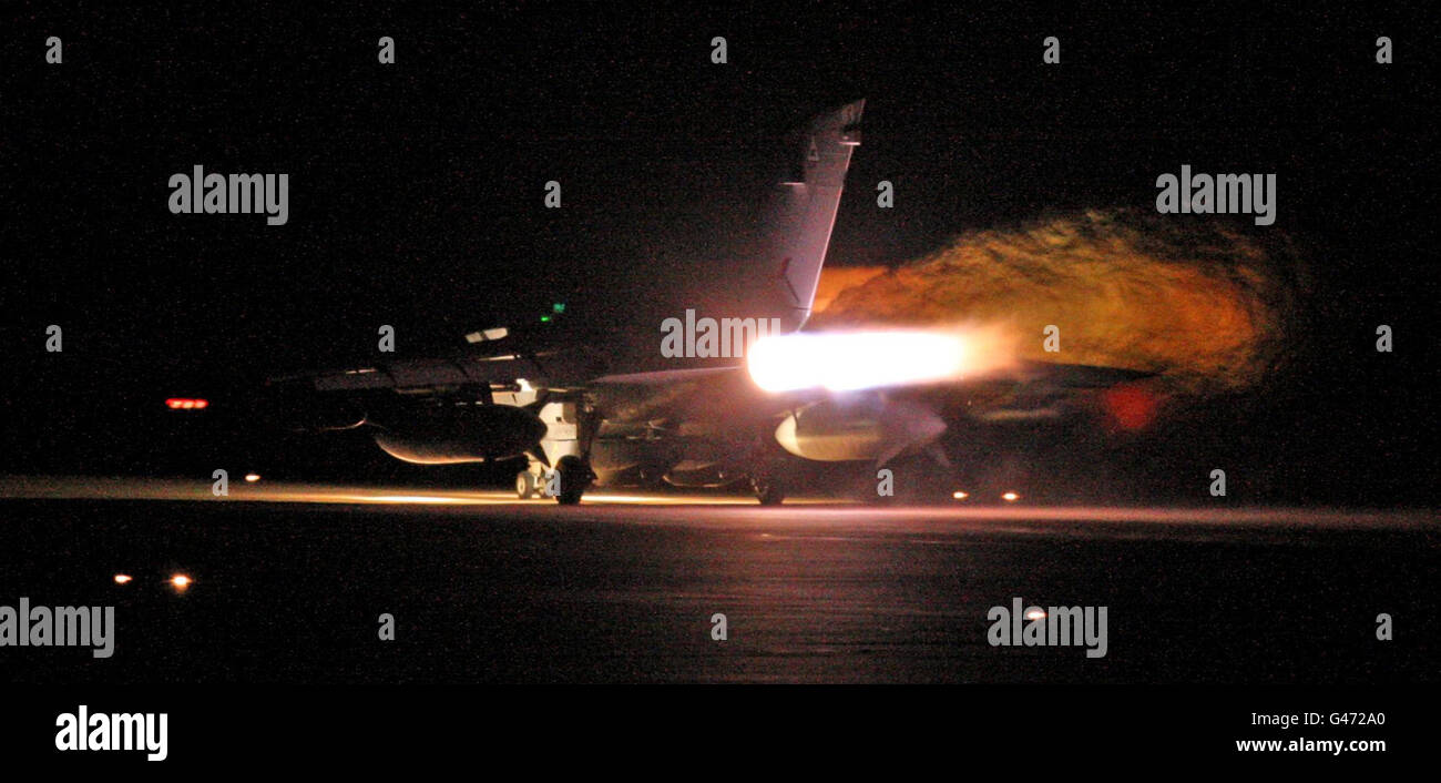 Libya aircraft military hi-res stock photography and images - Alamy