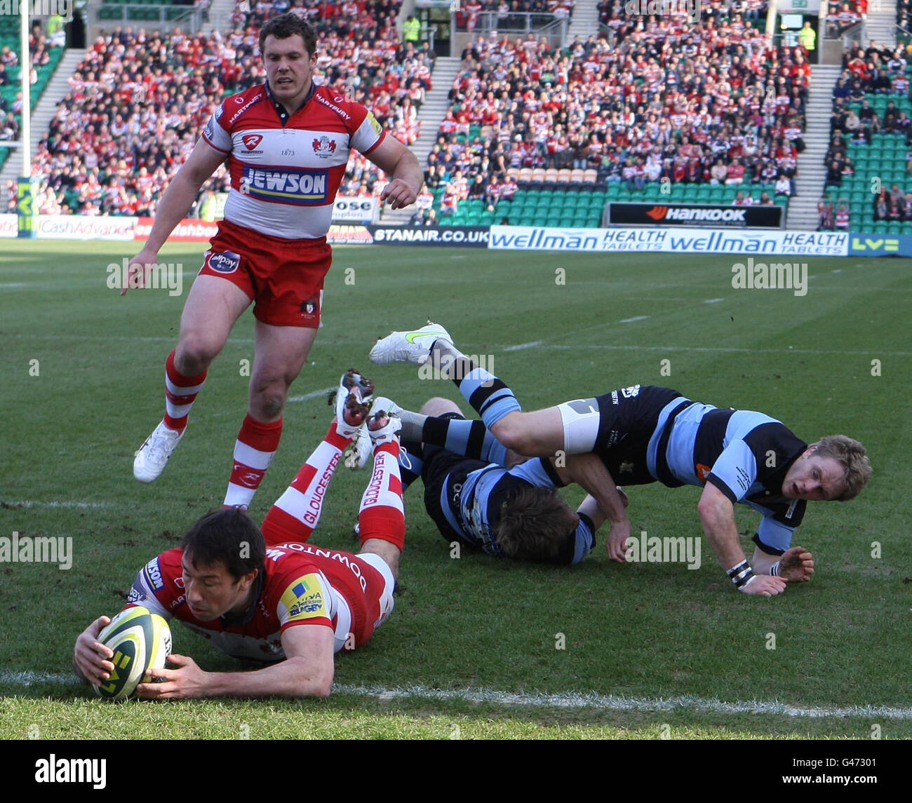 Rugbyu gloucester natpub full length scoring mangsm hi-res stock ...