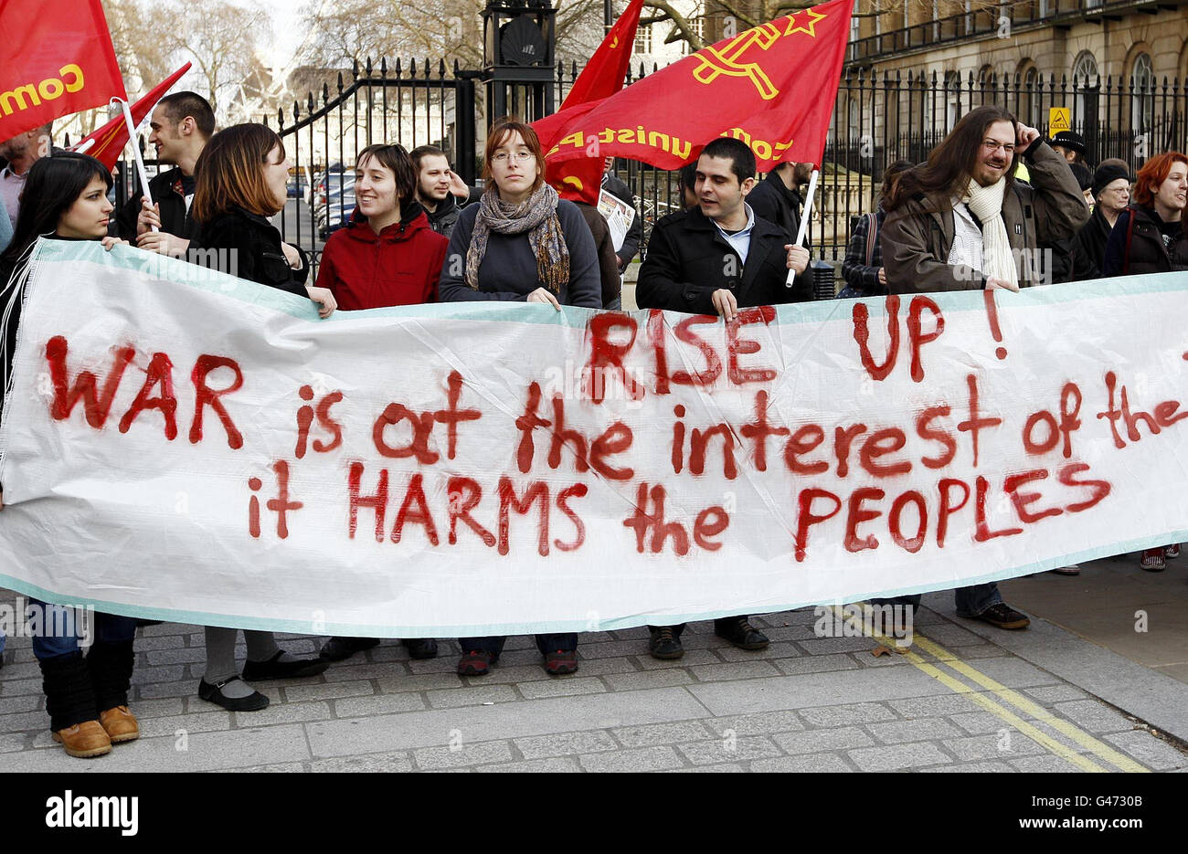 Emergency stop the war protest outside downing street in london hi-res ...