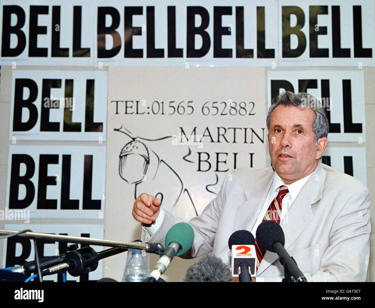 Veteran war correspondent Martin Bell speaking at a news conference in ...