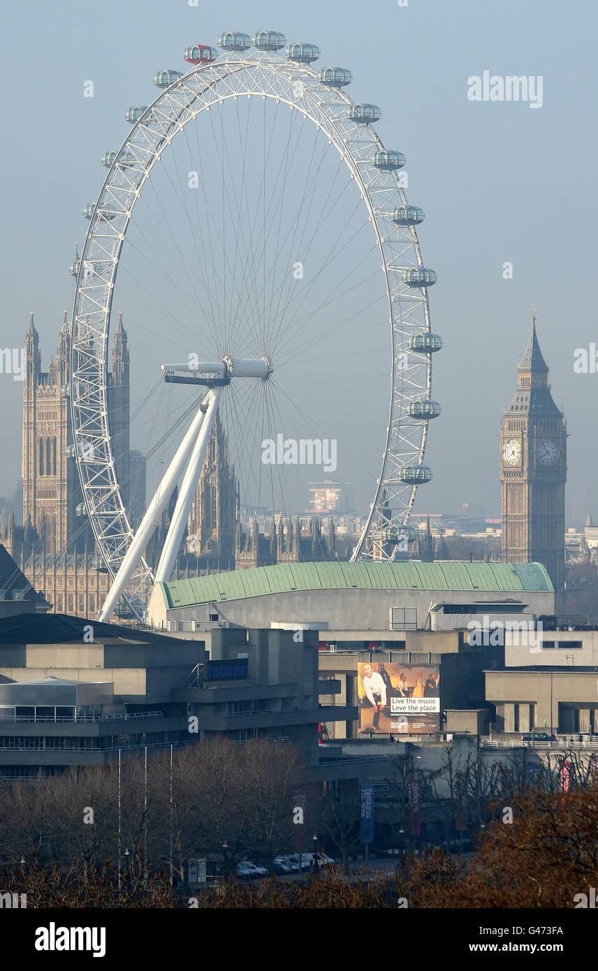 London eye view. A general view of the London Eye, the Houses of ...