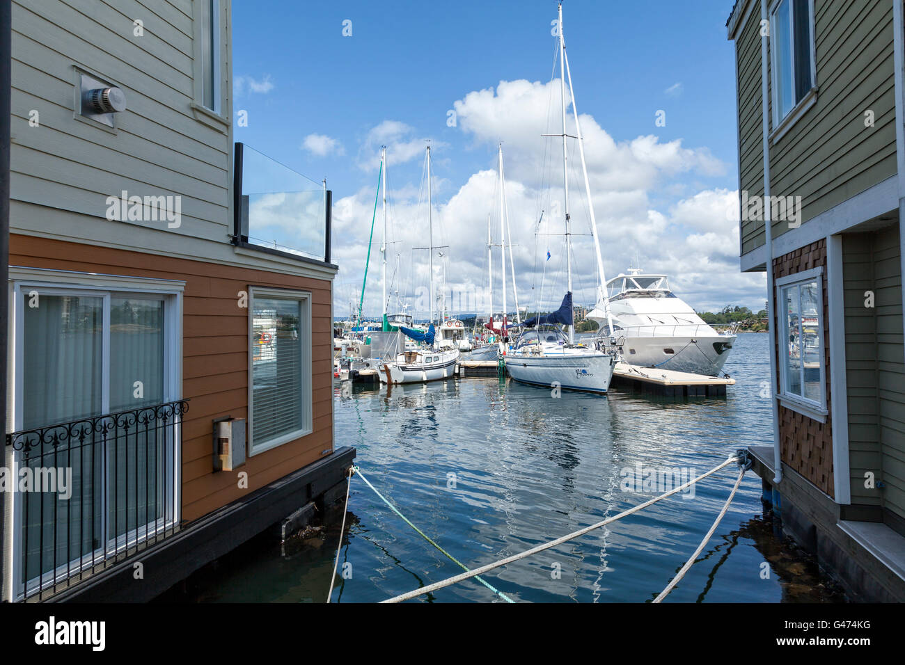 Float homes victoria fishermans wharf hi-res stock photography and ...