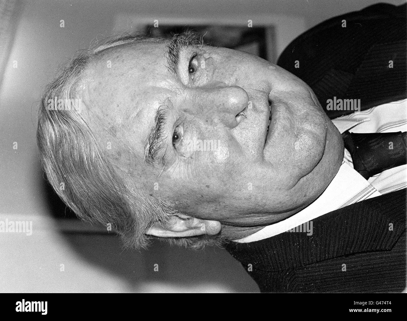 Denis Compton file 2 Stock Photo - Alamy