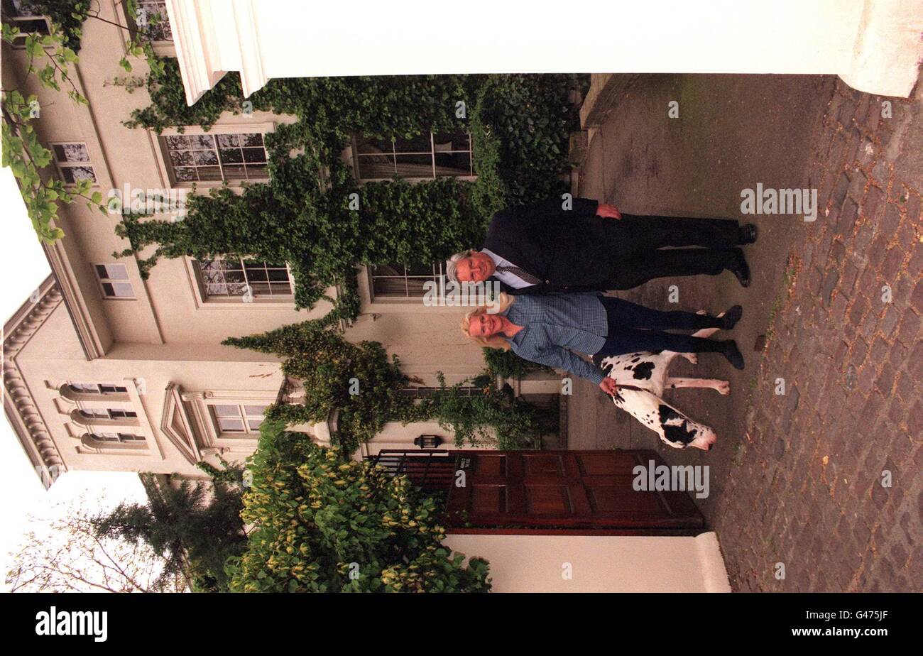 George lynne apter great dane hi-res stock photography and images - Alamy