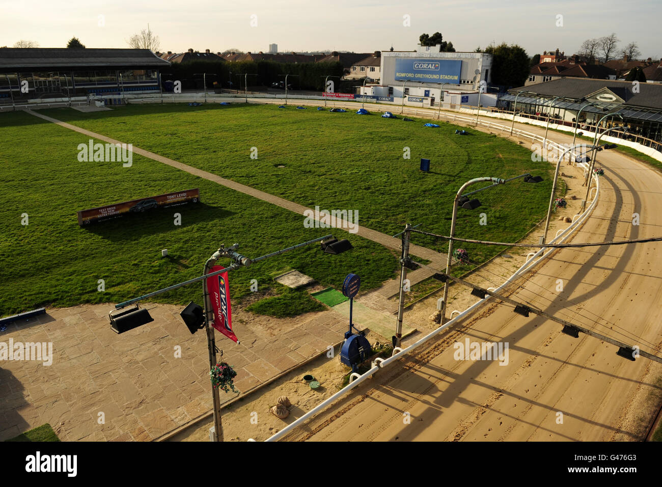 Greyhounds - Romford Greyhound Stadium Stock Photo - Alamy