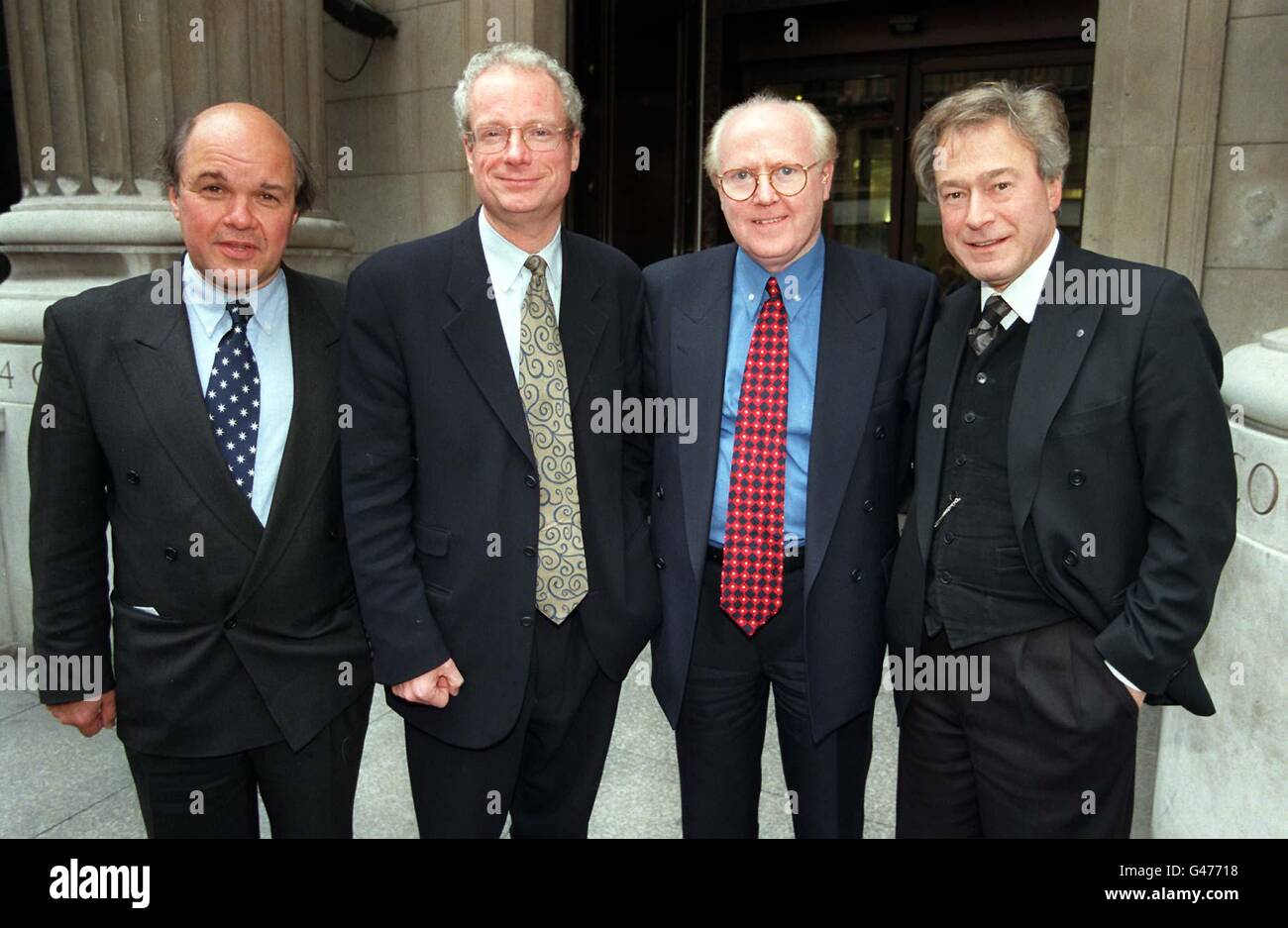 The Labour Government's National Heritage Secretary Chris Smith ((2nd ...