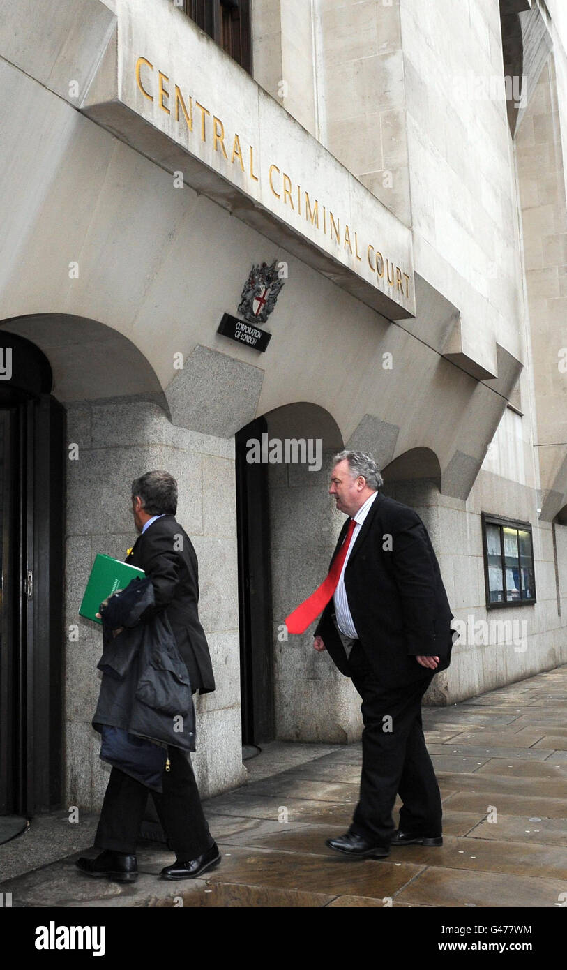 Ex-MP on expenses trial. Former Labour MP Jim Devine (right) arrives ...