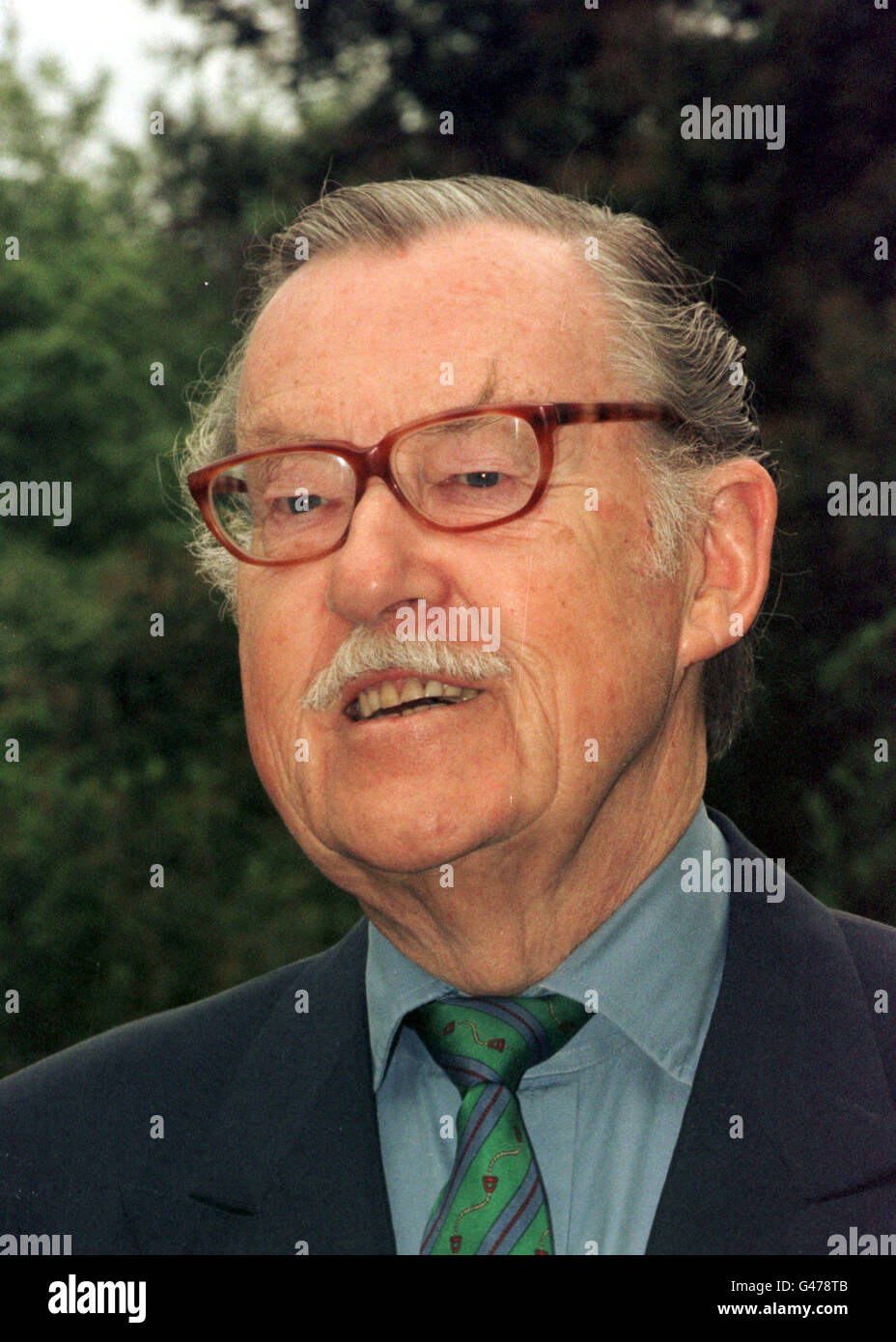 PA NEWS ALAN WHICKER TELEVISION PRESENTER RENOWNED FOR HIS GLOBE ...