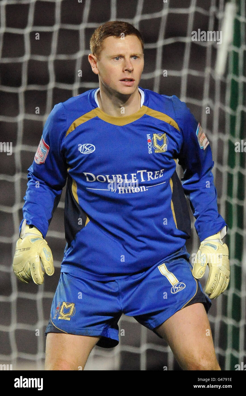Milton keynes goalkeeper david martin High Resolution Stock Photography ...