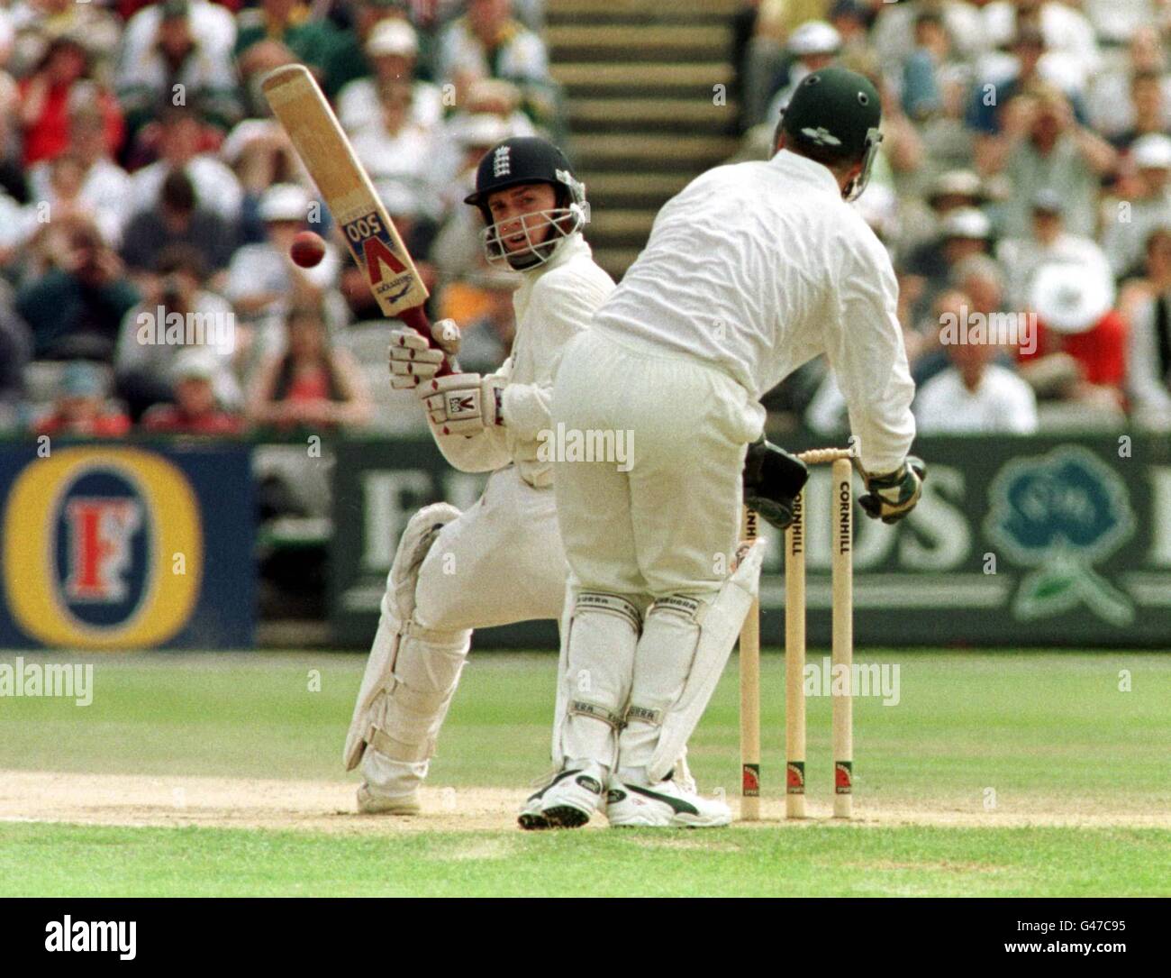 CRICKET John Crawley Stock Photo - Alamy