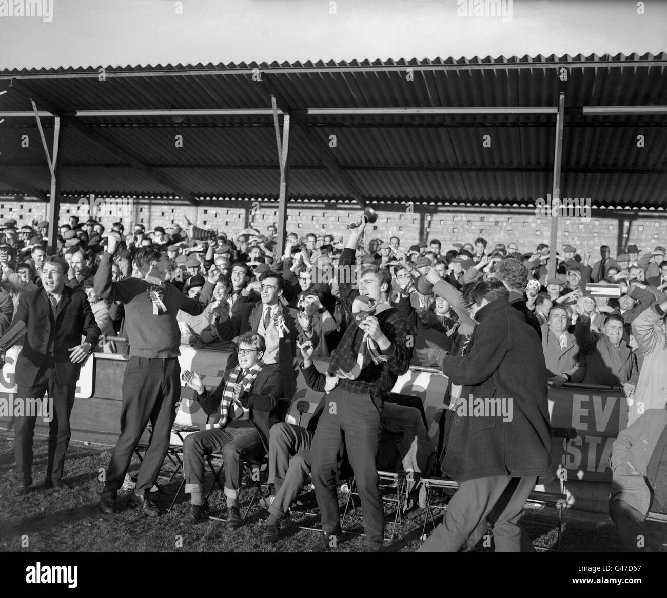Round side stand Black and White Stock Photos & Images - Alamy
