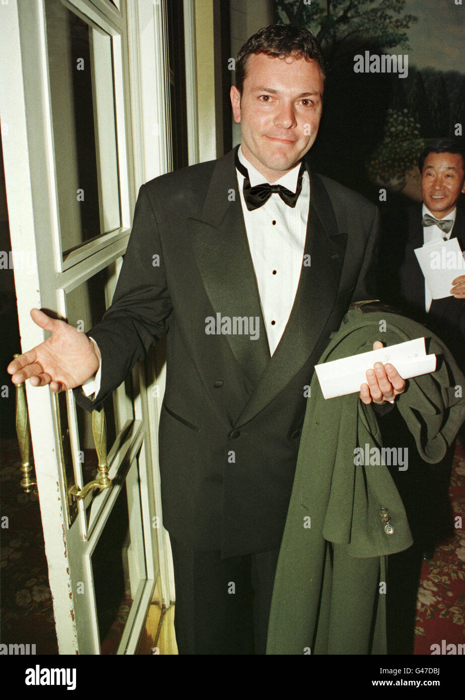 ACTOR MICHAEL FRENCH ARRIVING AT THE GROSVENOR HOUSE HOTEL IN LONDON'S ...