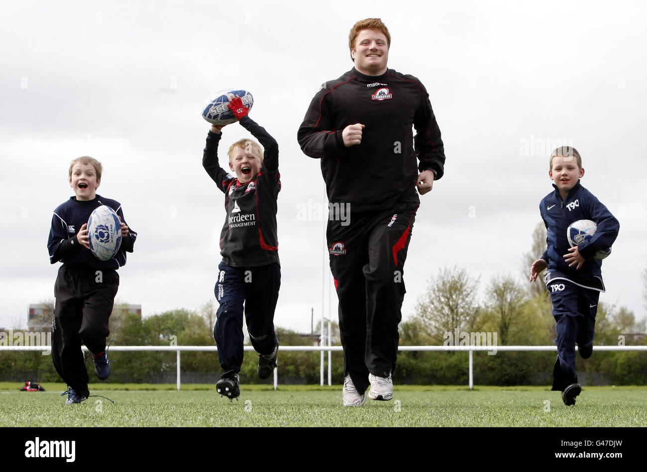 Kids rugby camp hi-res stock photography and images - Alamy