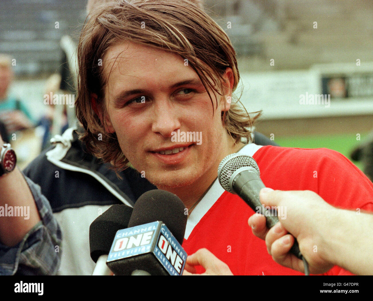 MARK OWEN/SOCCER SIX 97 TOUNEMENT Stock Photo - Alamy
